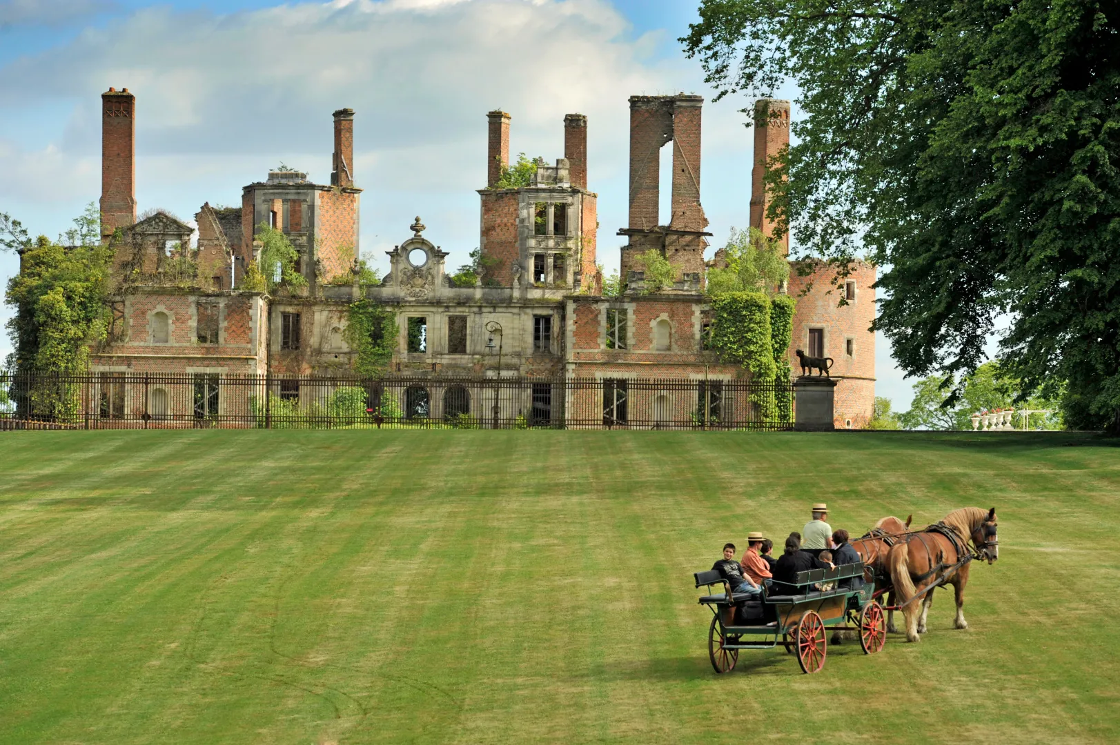 Visiter le domaine royal de Randan - Via Allier